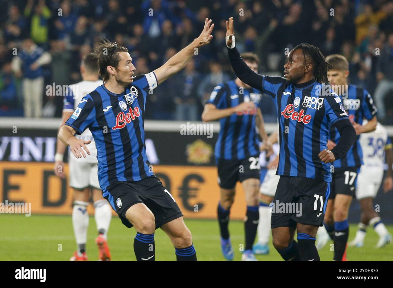 Mateo Retegui of Atalanta BC celebrates after scoring during Atalanta ...