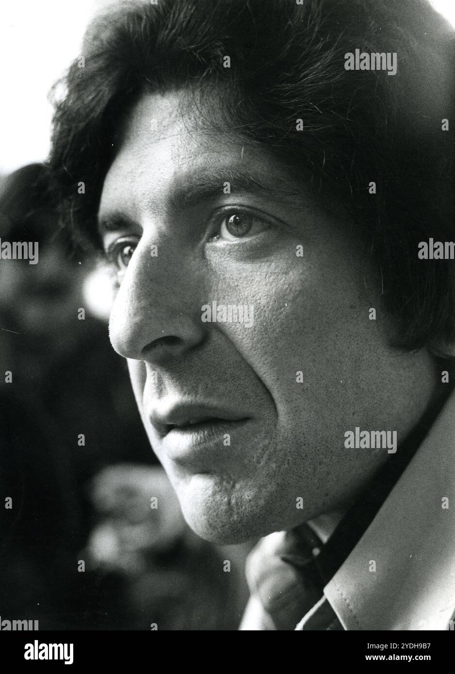 Leonard cohen singer songwriter hi-res stock photography and images - Alamy