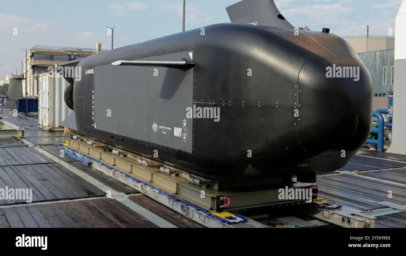 PROTOTYPE GHOST SHARK autonomous undersea submarine developed by ...