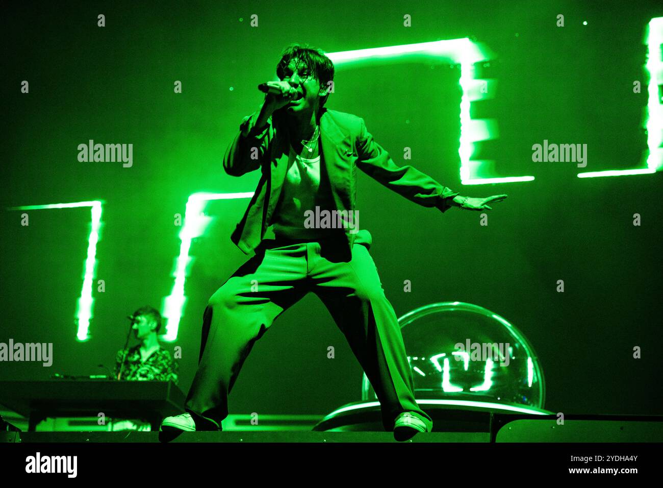 AMSTERDAM - Frontman Dave Bayley of British band Glass Animals during a ...