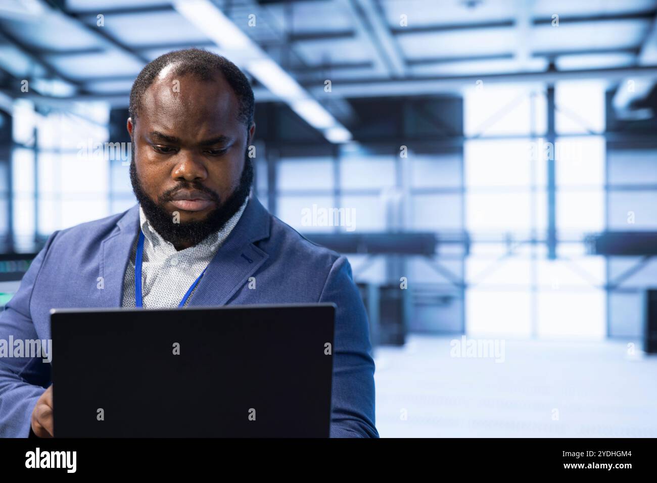 Data center team configuring hi-res stock photography and images - Alamy