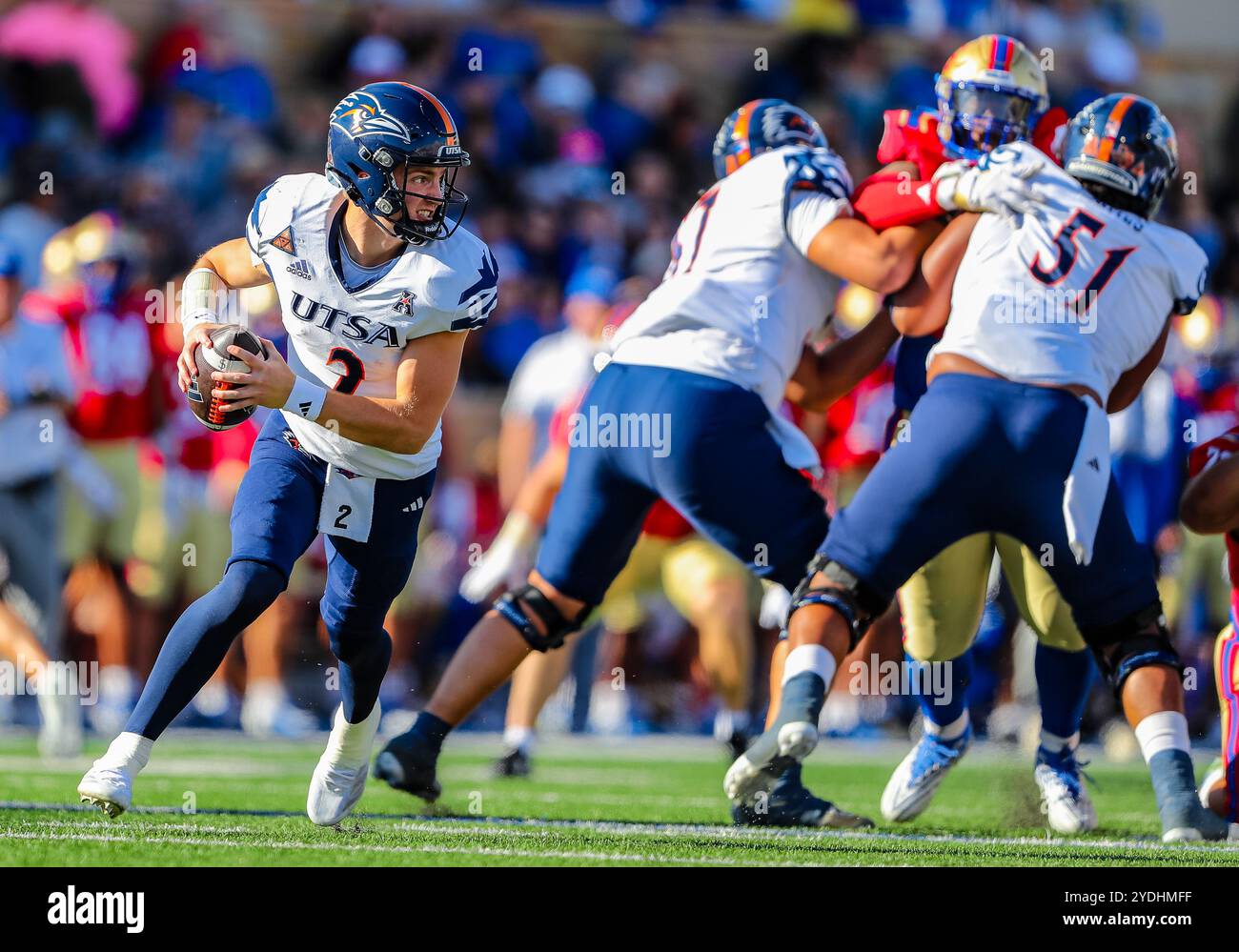 October 26, 2024:.UTSA Roadrunners quarterback Owen McCown (2) rolls ...