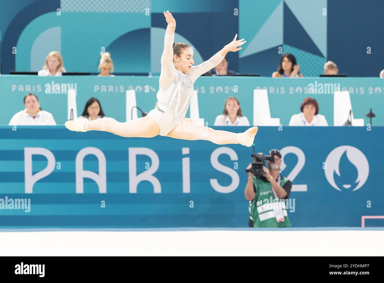 Paris, France. 30th July, 2024. Angela Andreoli of Italy performs on ...
