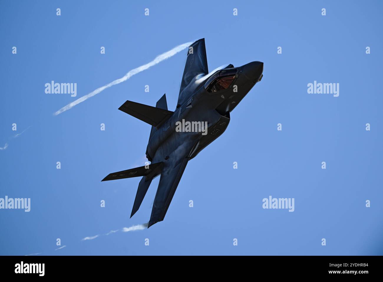 Advanced integrated avionics hi-res stock photography and images - Alamy