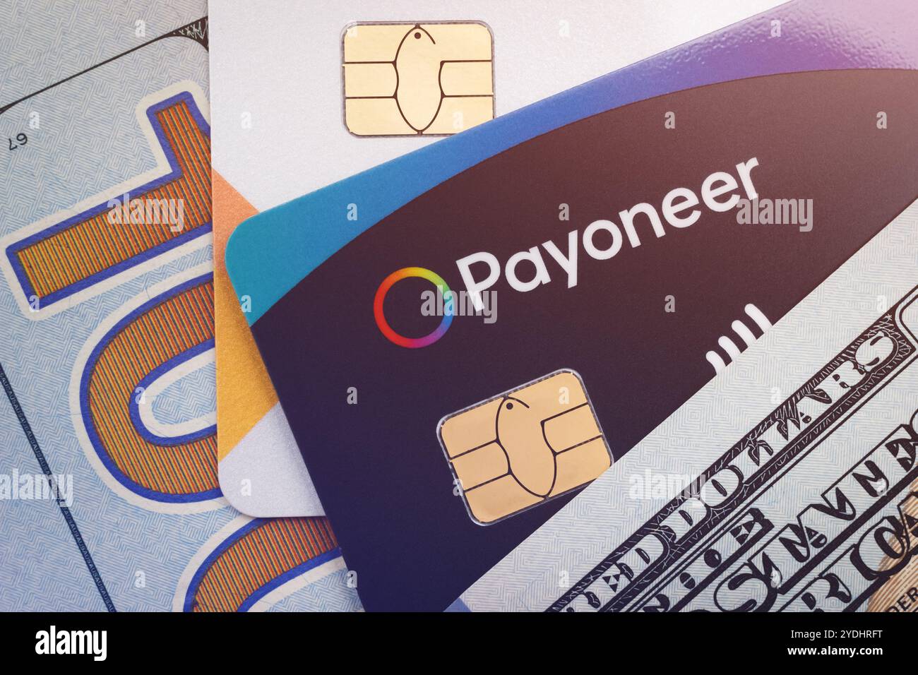 Payoneer card hi-res stock photography and images - Alamy