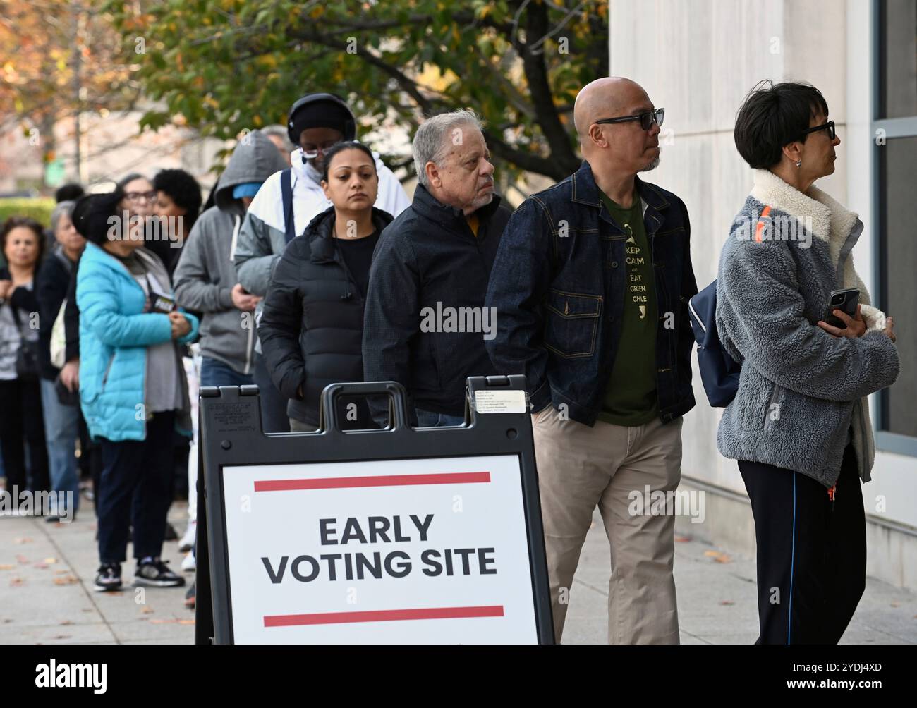 Photo by: Andrea Renault/STAR MAX/IPx 2024 10/26/24 New Yorkers come out on the first day of ...