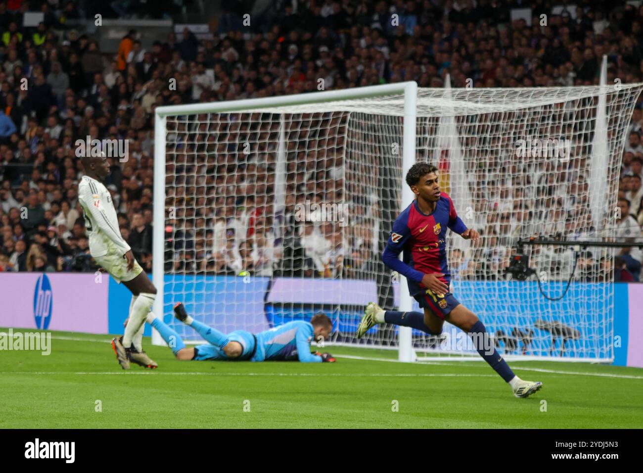 Real Madrid had a score of 0 goals a 4 against FC Barcelona at the ...