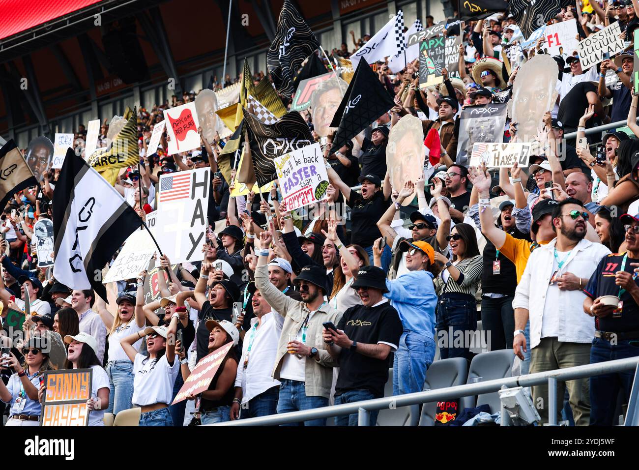 spectators, fans, of the APX GP Team for the Apex F1 movie by Apple ...