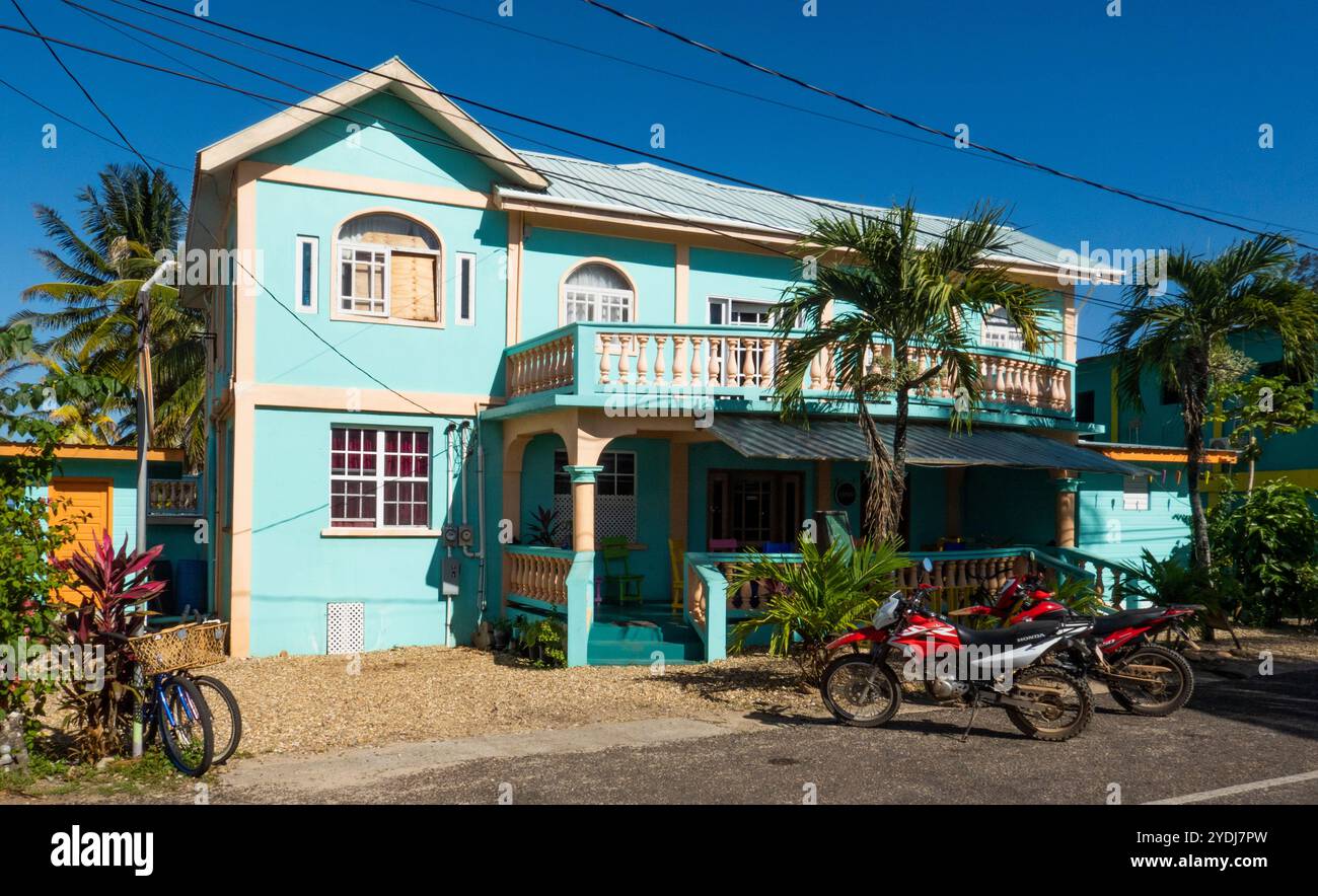 Belize home hi-res stock photography and images - Alamy