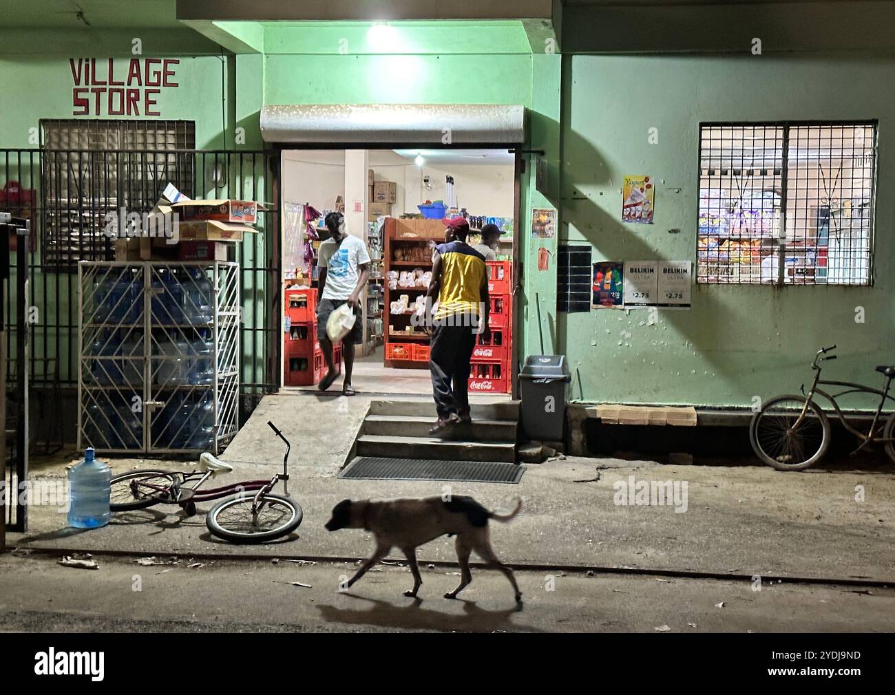 Shop store belize hi-res stock photography and images - Alamy