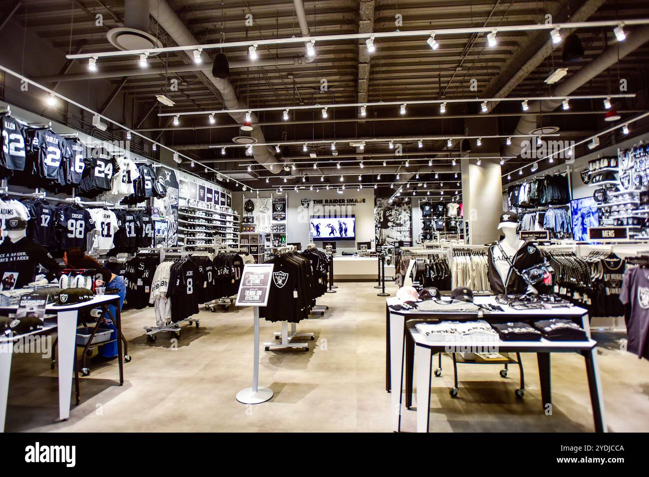 Raider Image, Raiders NFL Team Store, Raider Nation Stock Photo - Alamy