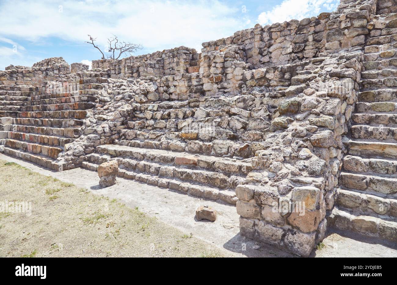 Occupied from around 540-1050 AD by the Otomi civilization, Canada de ...