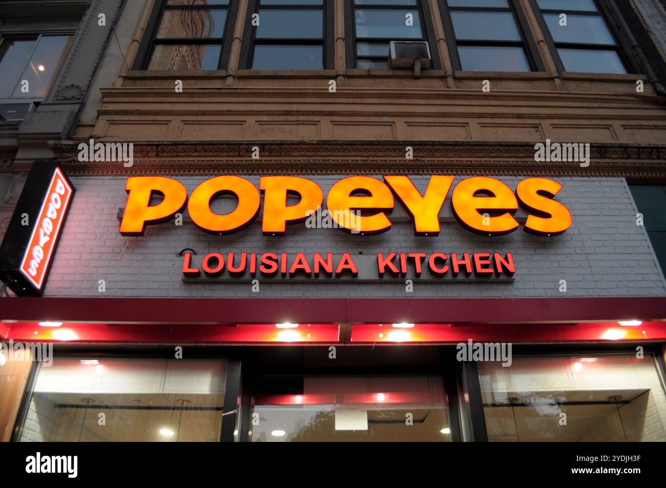 New York, United States. 24th Oct, 2024. A Popeyes Louisiana Kitchen ...