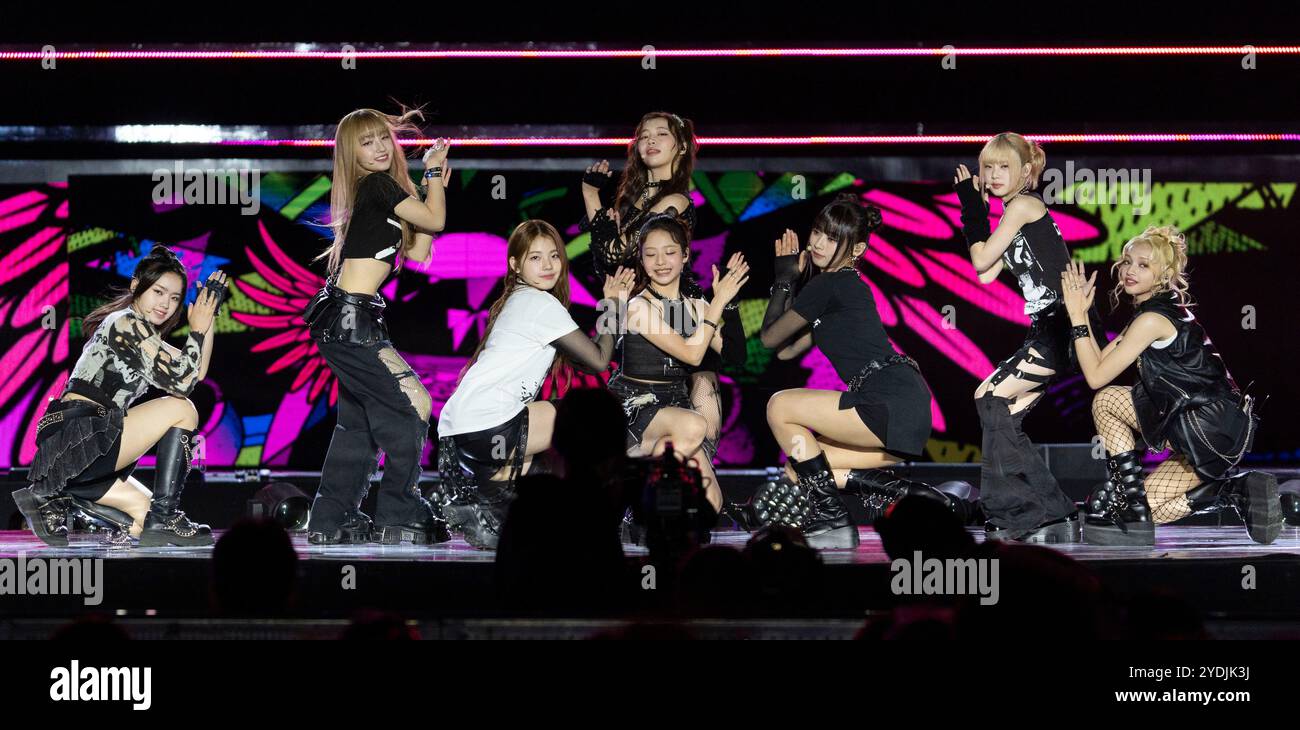 Goyang, South Korea. 19th Oct, 2024. South Korean K-Pop girl group Unis, performs on the stage ...