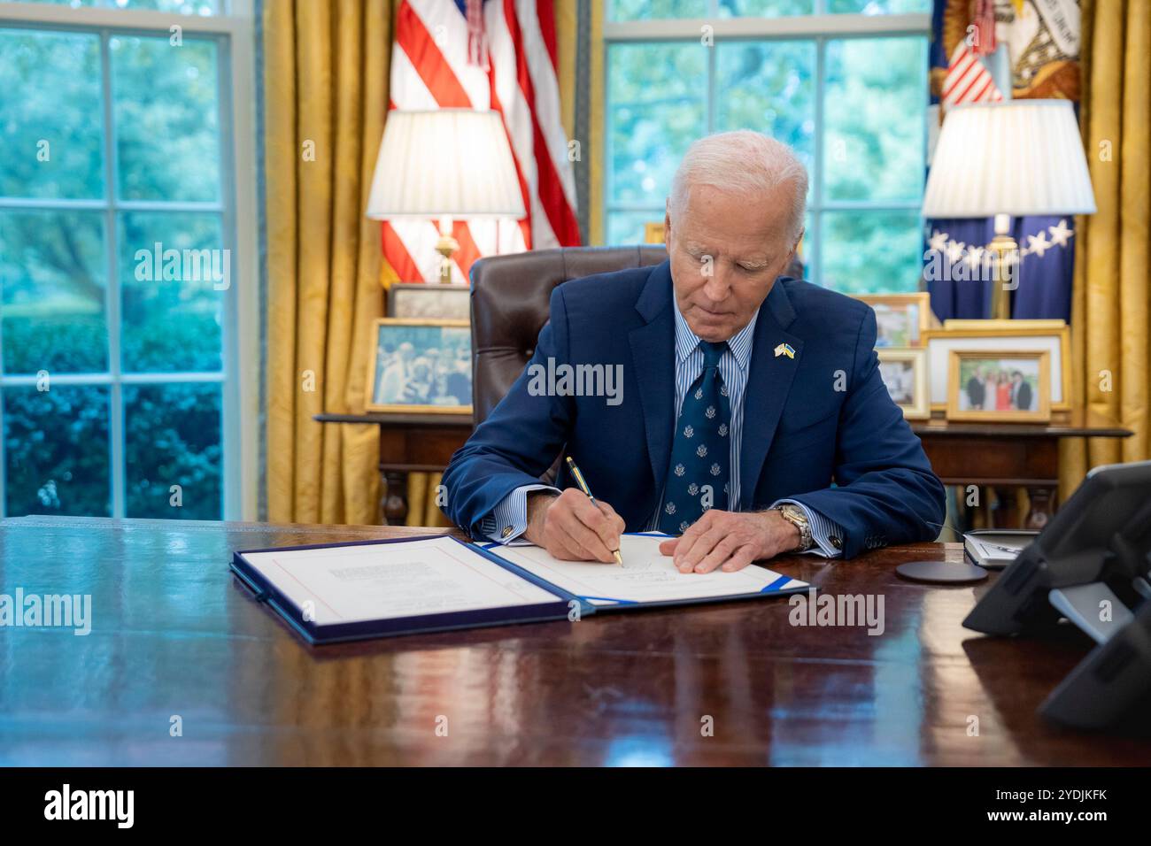 President Joe Biden signs H.R. 9747-20 “Continuing Appropriations and ...