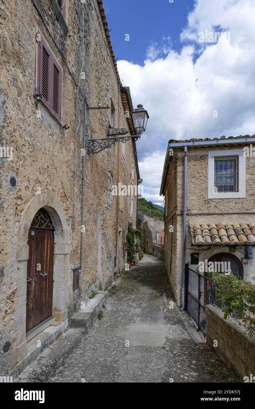 A street between the old houses of Alvito in Lazio, Italy Stock Photo ...
