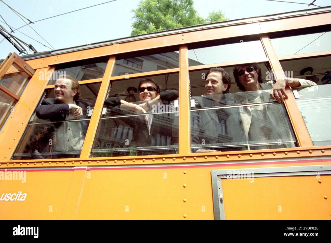 Tour un posto felice 1999 hi-res stock photography and images - Alamy