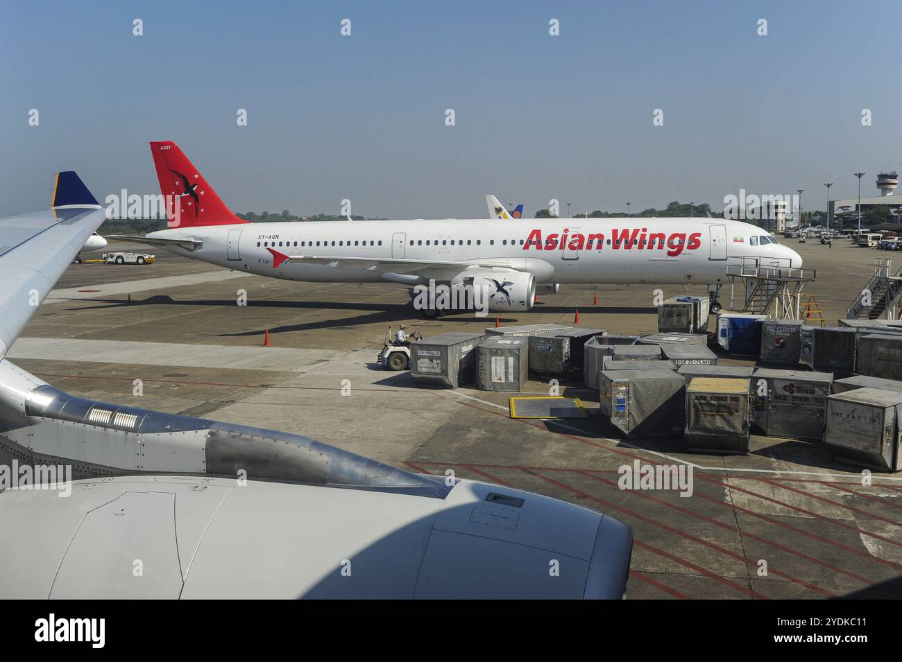 Myanmar airlines aircraft hi-res stock photography and images - Alamy