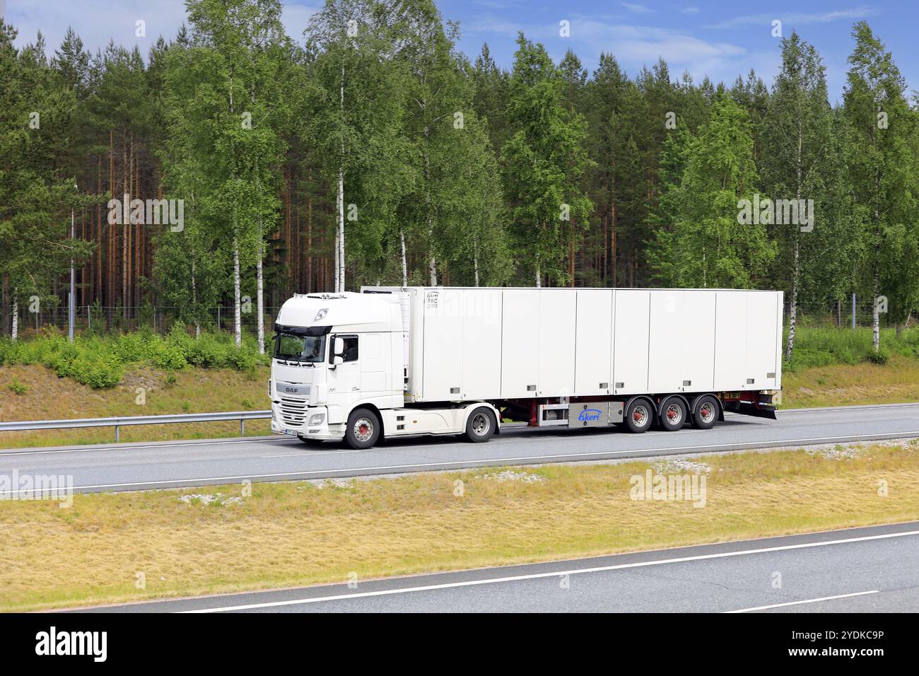White DAF XF 460 truck in front of Ekeri FRC temperature controlled box ...