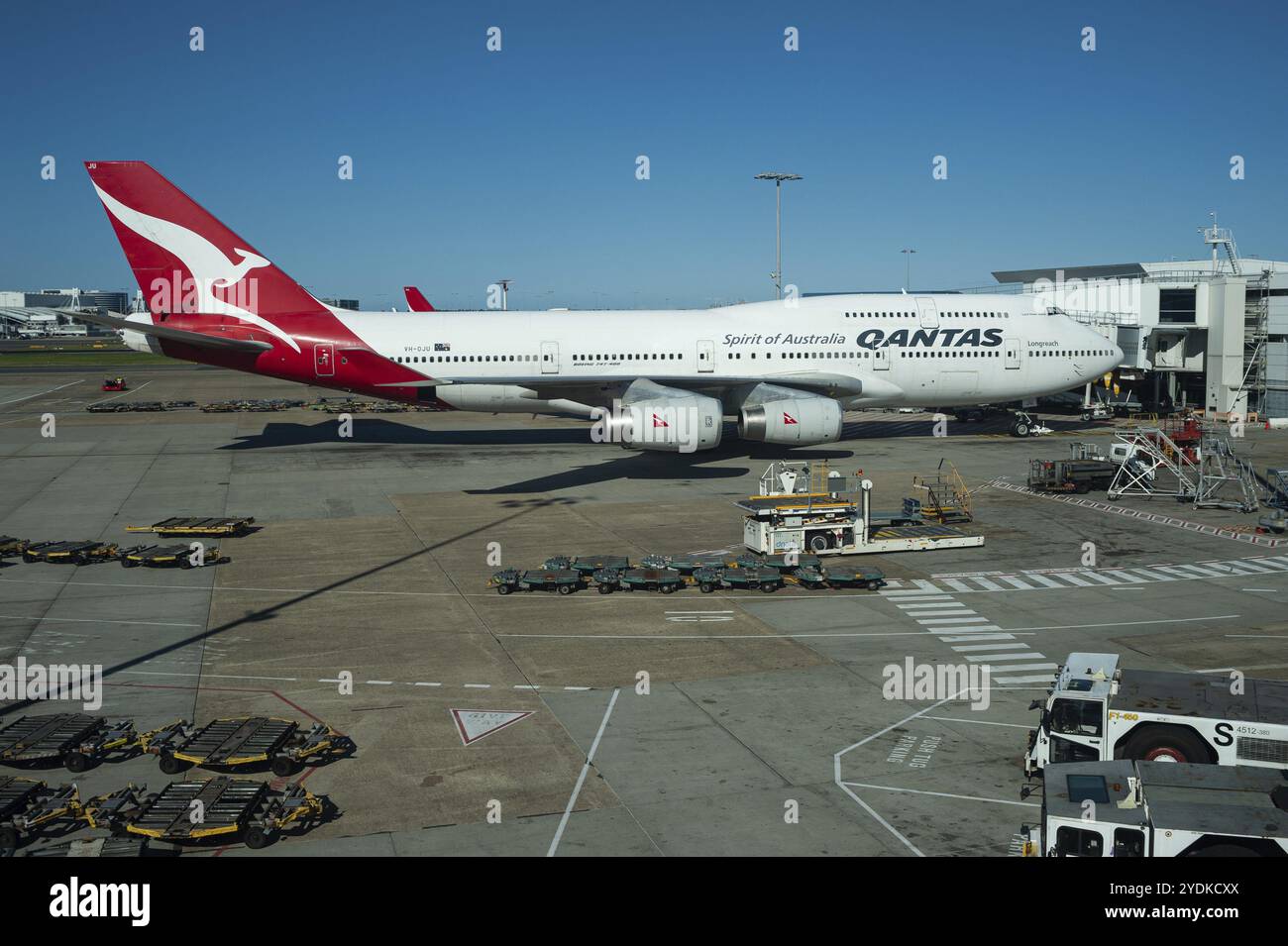 28.09.2019, Sydney, New South Wales, Australia, A Qantas Boeing 747-400 ...