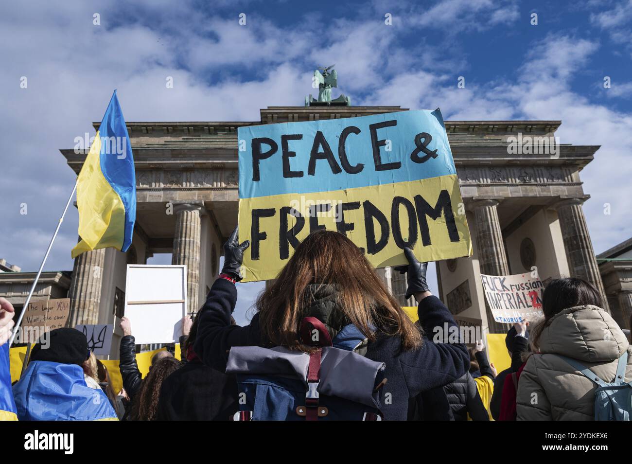 Russian protest 2000 hi-res stock photography and images - Alamy