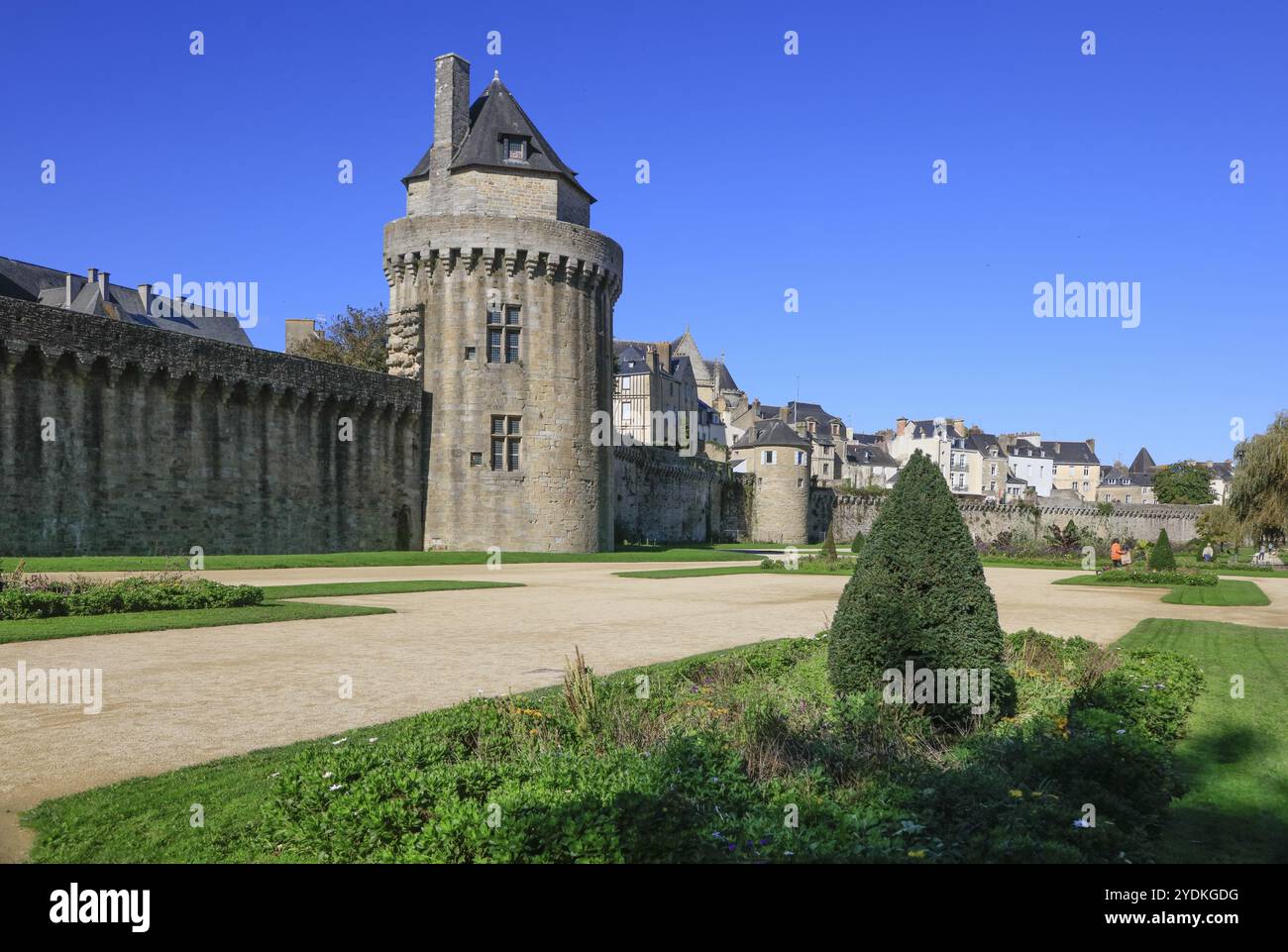 Medieval city wall, Remparts, old town of Vannes, Breton Gwened ...