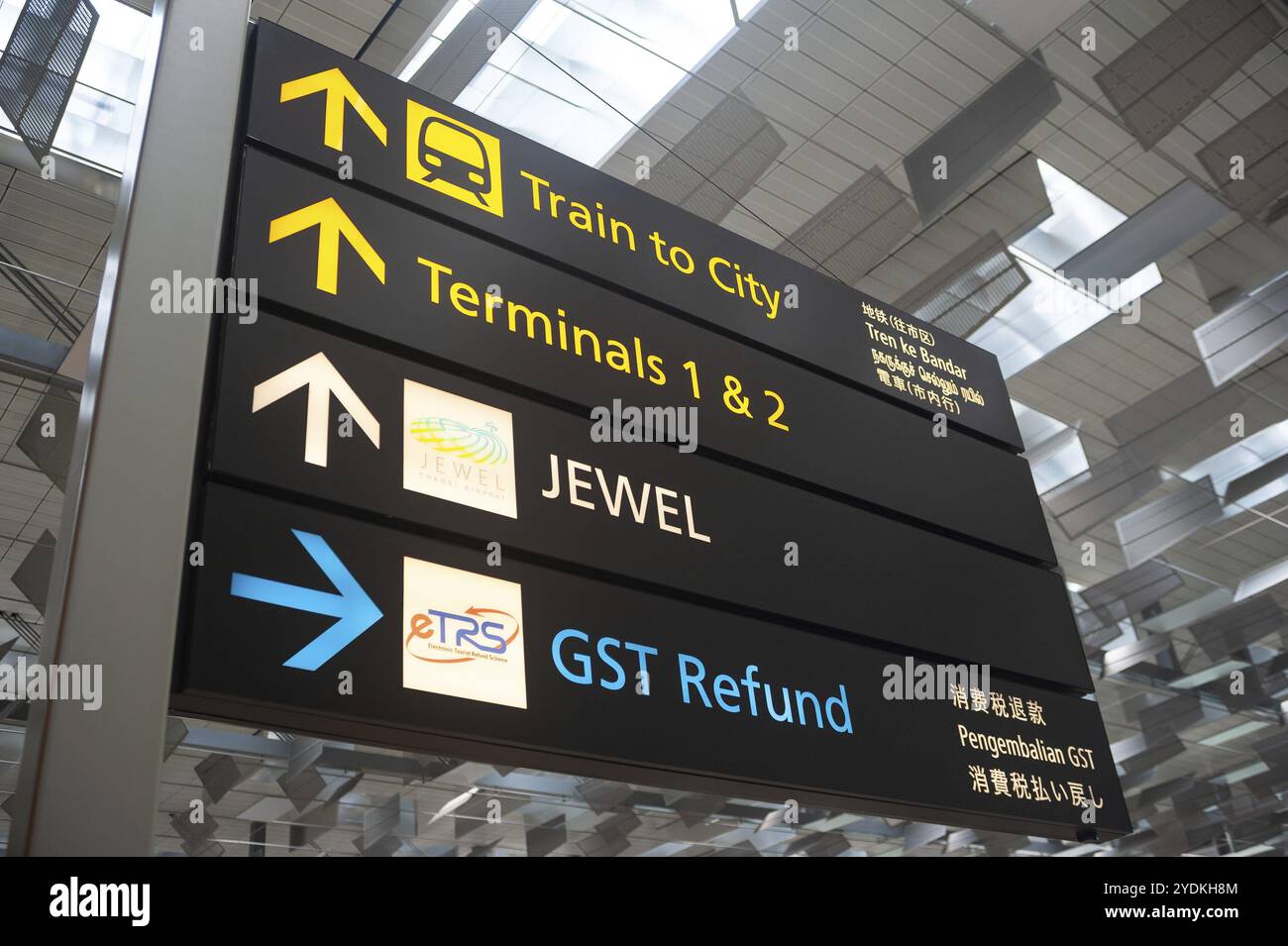 18.04.2019, Singapore, Republic of Singapore, Asia, Signs in the ...