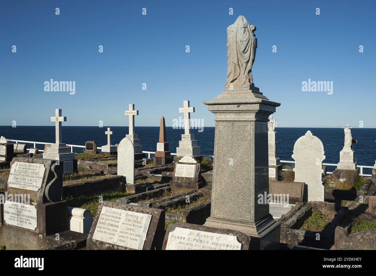24.09.2019, Sydney, New South Wales, Australia, Graves at Waverley ...