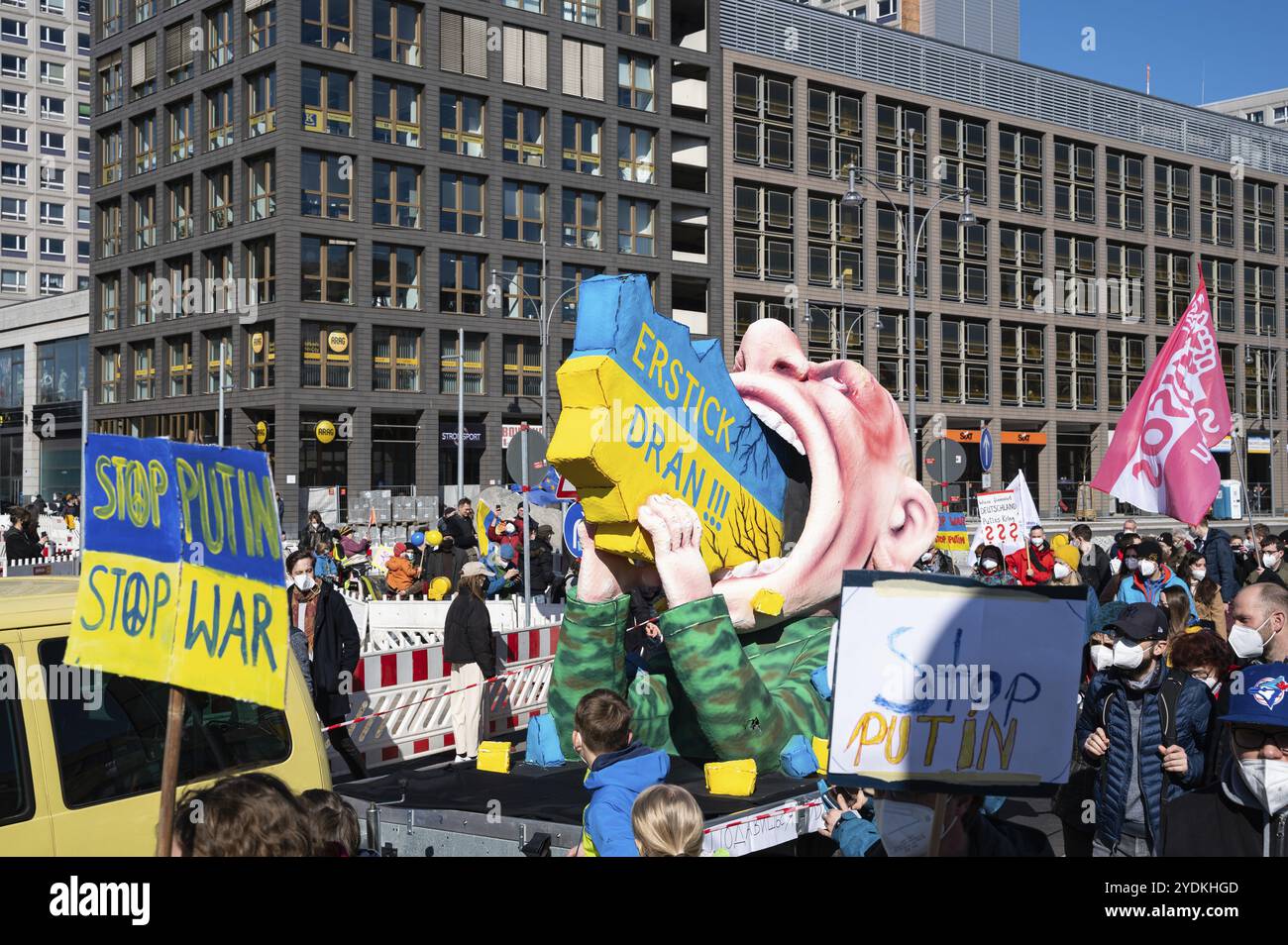 13.03.2022, Berlin, Germany, Europe, A carnival float by the sculptor ...