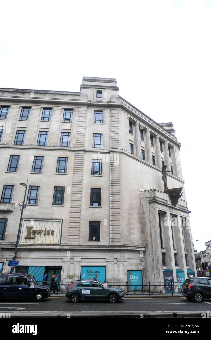 Lewis's department store hi-res stock photography and images - Alamy