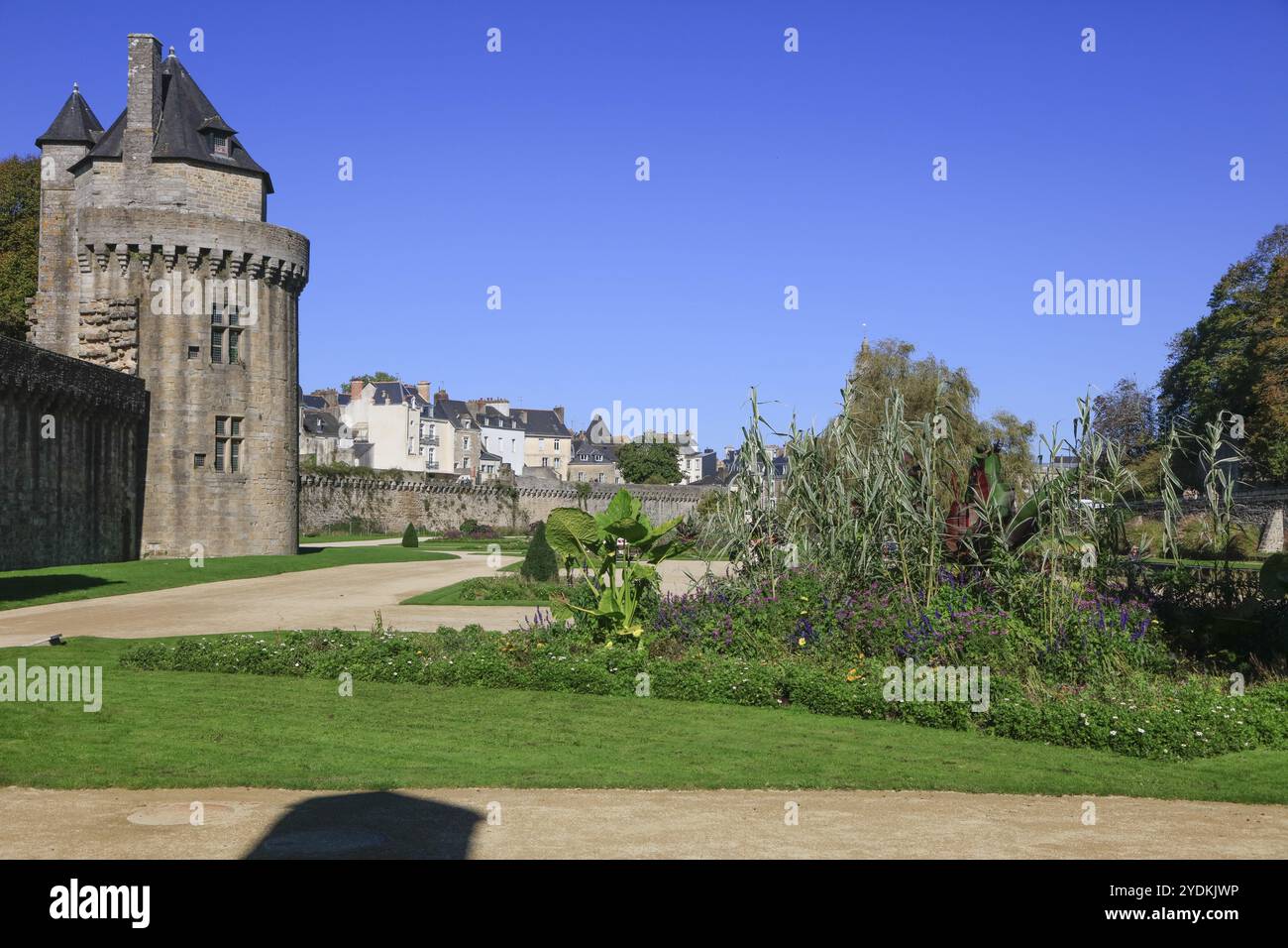 Medieval city wall, Remparts, old town of Vannes, Breton Gwened ...