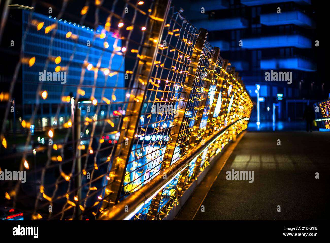 Defocused christmas lights on city hi-res stock photography and images ...