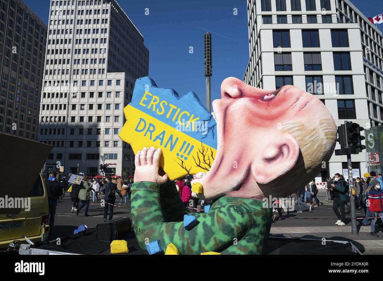 13.03.2022, Berlin, Germany, Europe, A carnival float by the sculptor ...