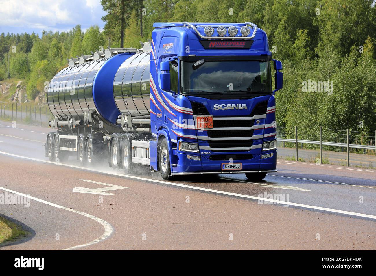 Next generation Scania tank truck of Niinexpress Oy hauls ADR 80-1824 ...