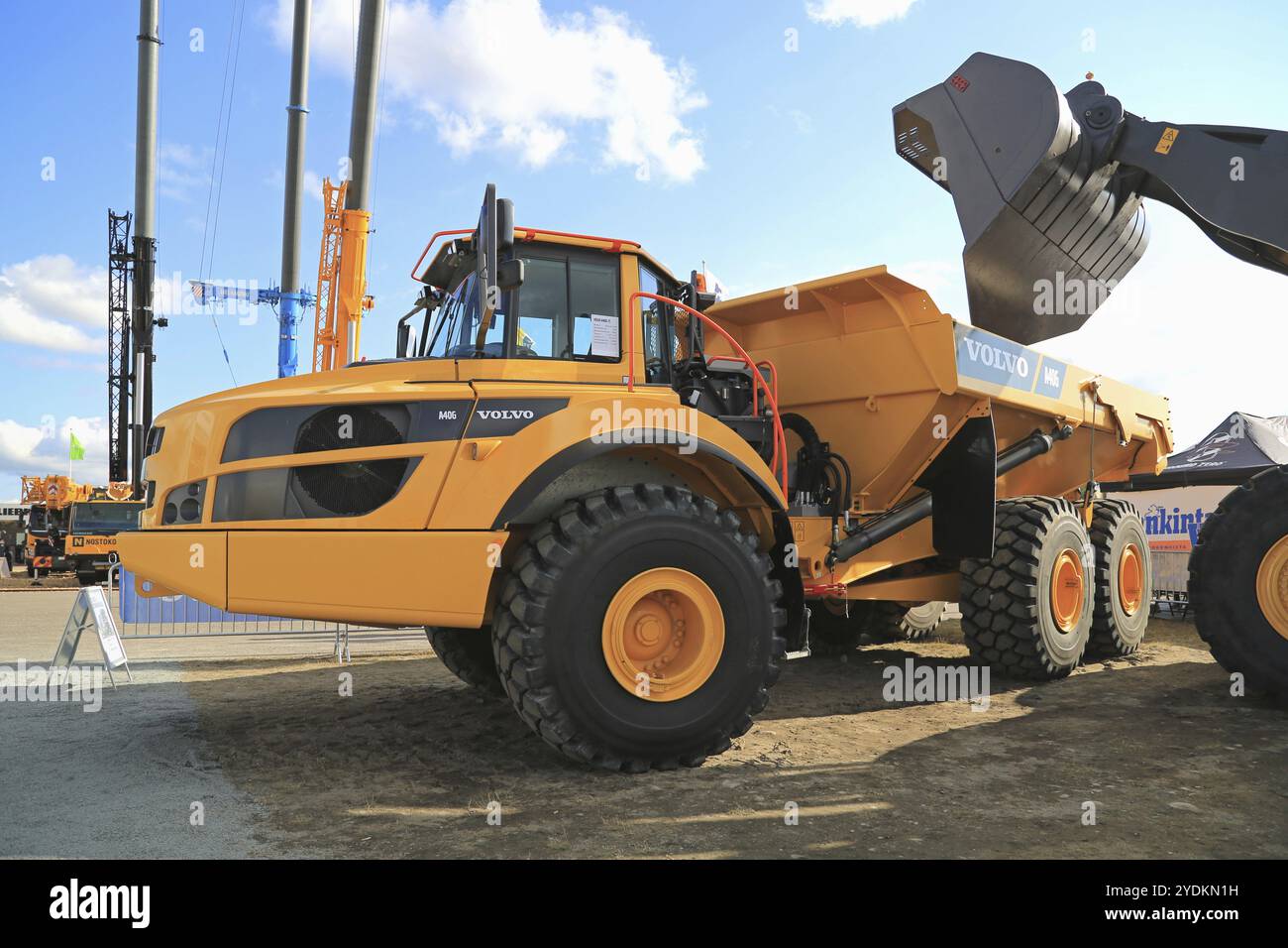 Volvo tractor unit articulated hi-res stock photography and images - Alamy