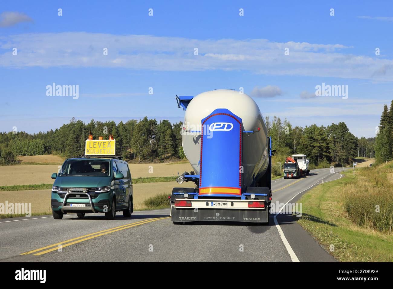 Trailer boat street hi-res stock photography and images - Alamy