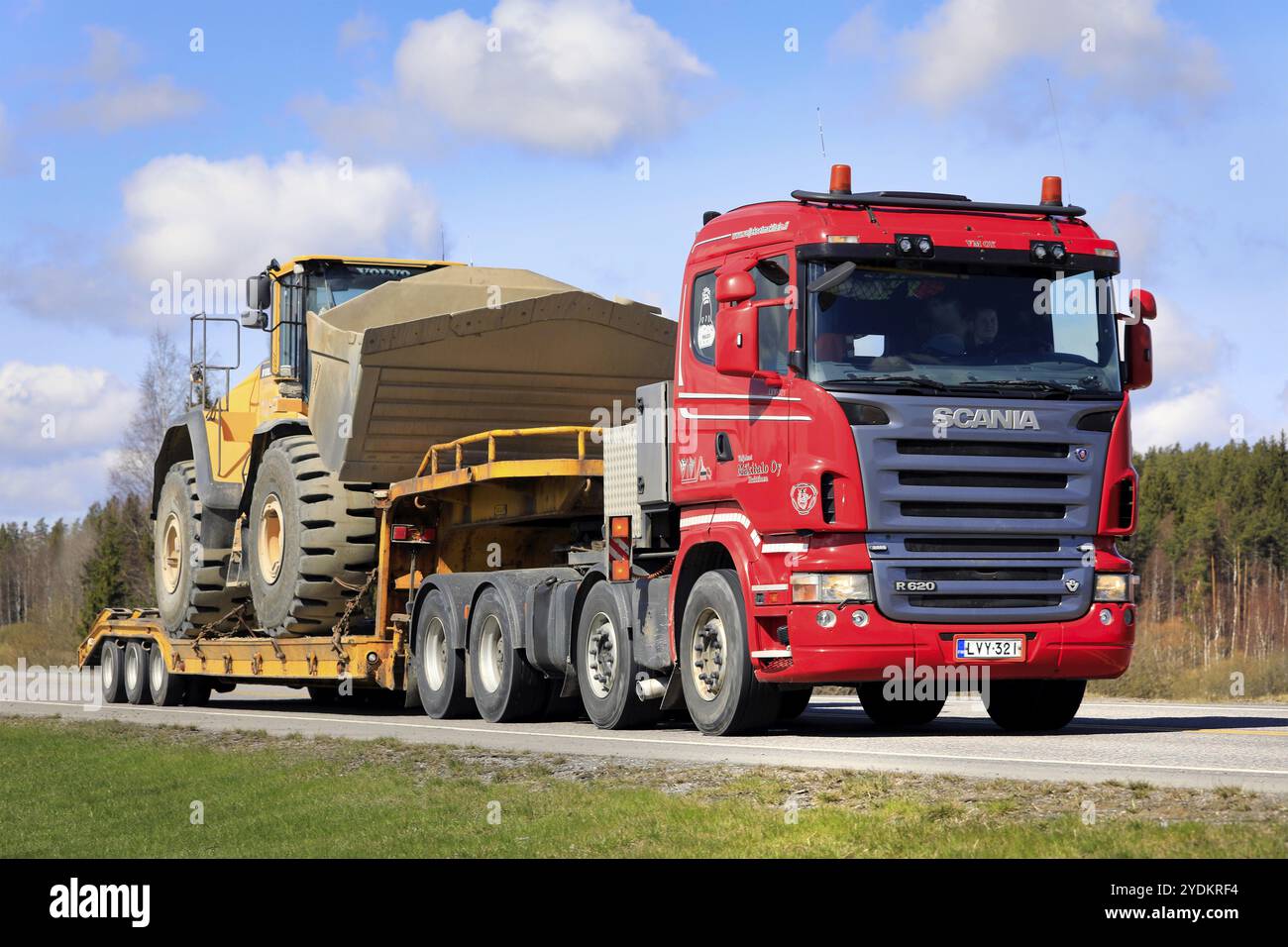 Red Scania R620 truck semi trailer Veljekset Makitalo Oy transports ...