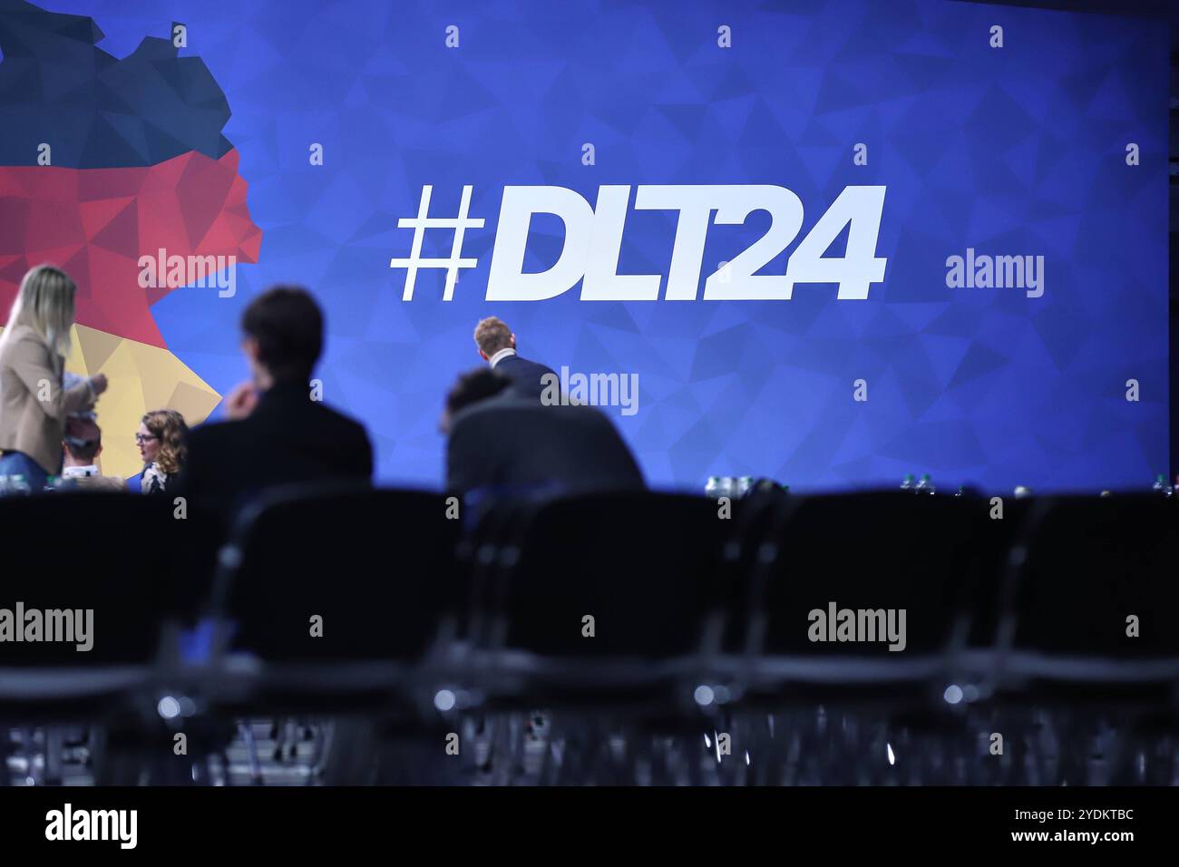 Dlt24 hi-res stock photography and images - Alamy