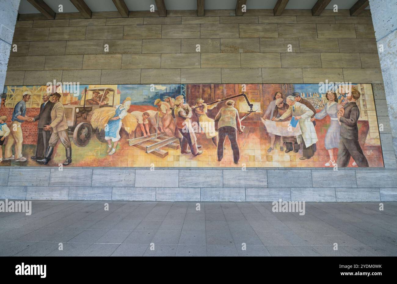 Max-Lingner-Wandbild am Detlev-Rohwedder-Haus, Aufbau der Republik, Fliesen, Meißner Porzellan ...