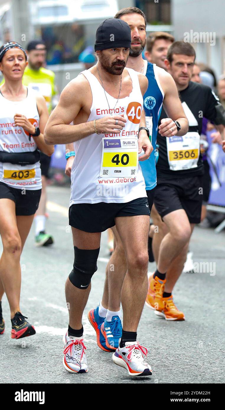Actor Colin Farrell running in the Irish Life Dublin Marathon in Dublin ...