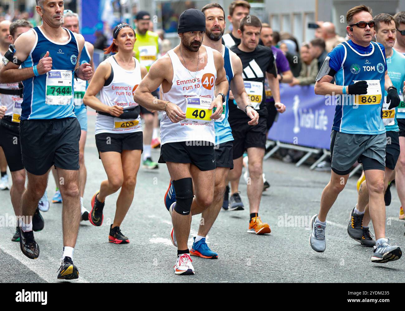 Actor Colin Farrell running in the Irish Life Dublin Marathon in Dublin ...