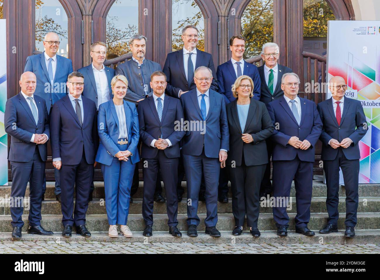 Obere reihe von links hi-res stock photography and images - Alamy
