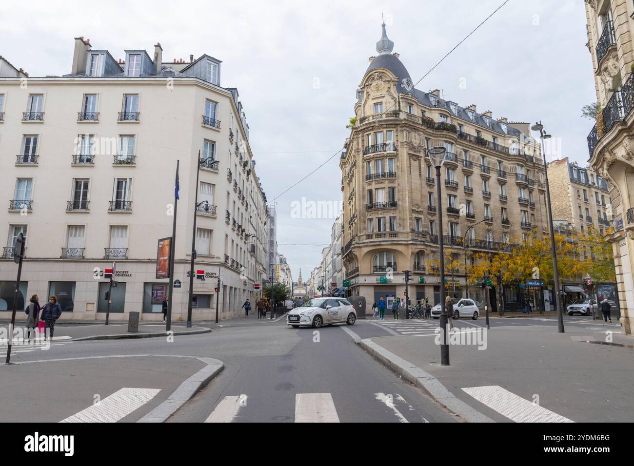 Paris city street view Stock Photo - Alamy