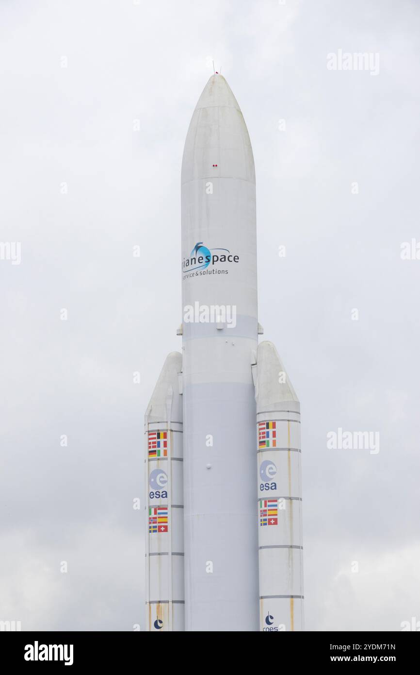 Monitoring space launch hi-res stock photography and images - Alamy