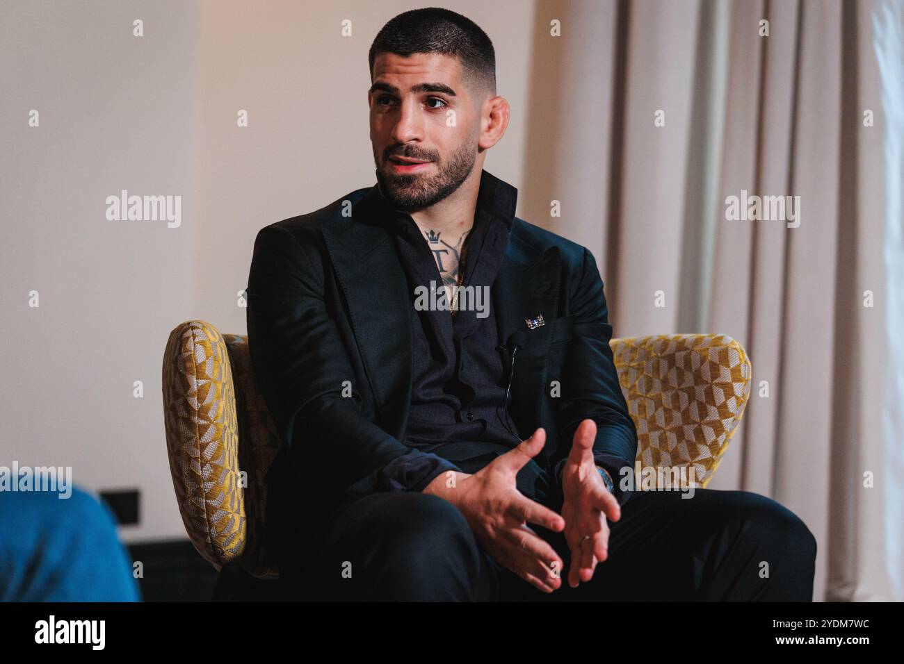 Ilia topuria ufc hi-res stock photography and images - Alamy