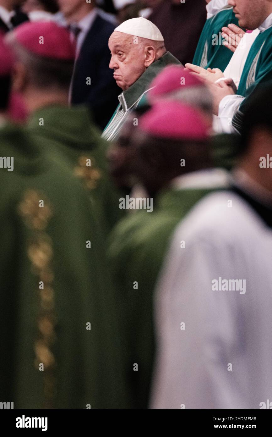 Vatican, conclusion of the Synod. Pope Francis participates at the mass ...