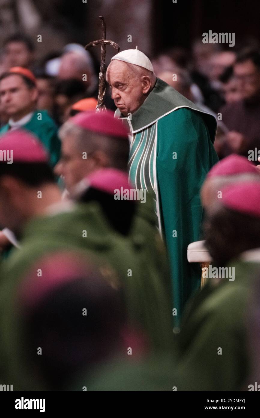 Vatican, conclusion of the Synod. Pope Francis participates at the mass ...
