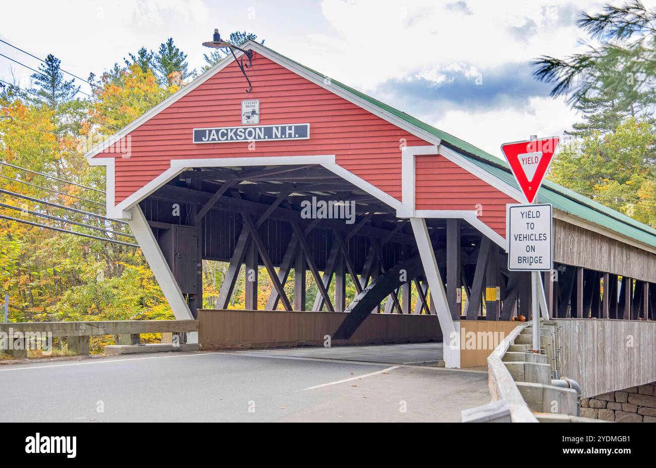 jackson covered bridge in new hampshire usa built in 1876 Stock Photo ...