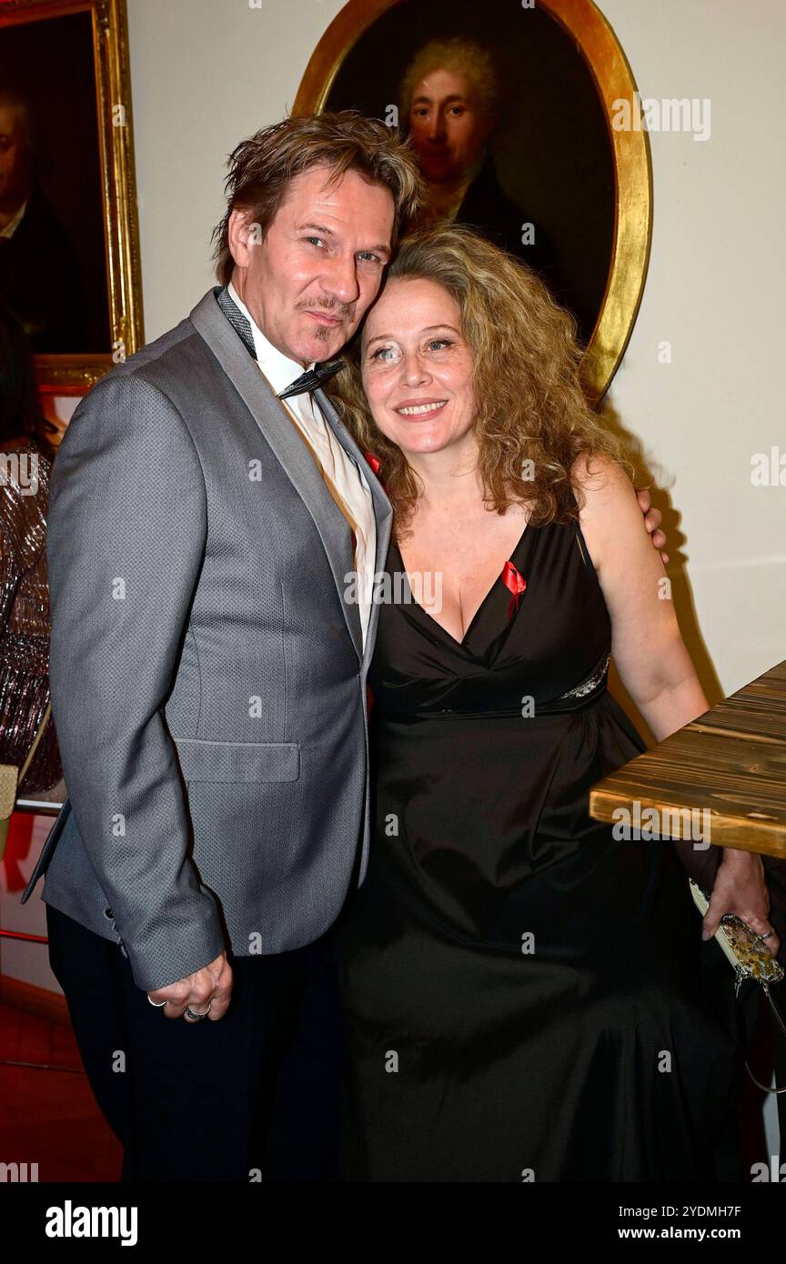 Thure Riefenstein mit Ehefrau Patricia Lueger bei der 16. Hope Gala ...