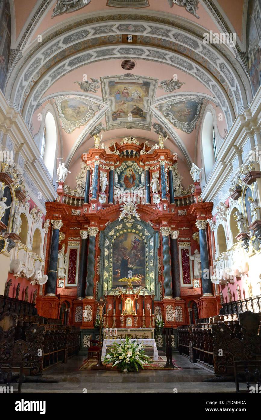 altar, interior, Saint Anthony of Padua church, Kościół ...